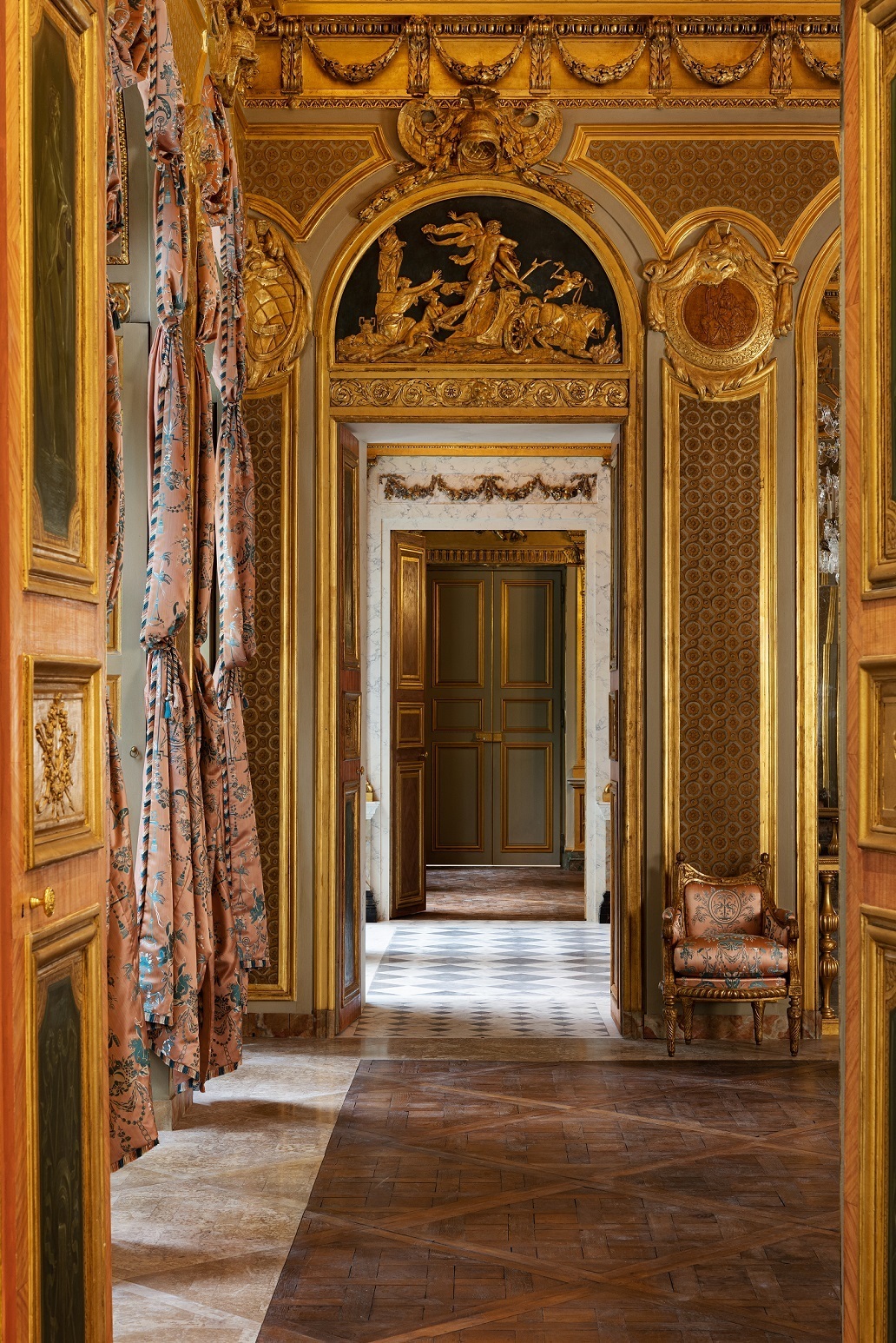 Visite guidée de l'Hôtel de Rohan et les décors de la Chancellerie d ...