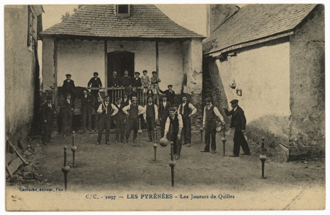 Visite guidée : « Dans les coulisses des Archives départementales 64 ...